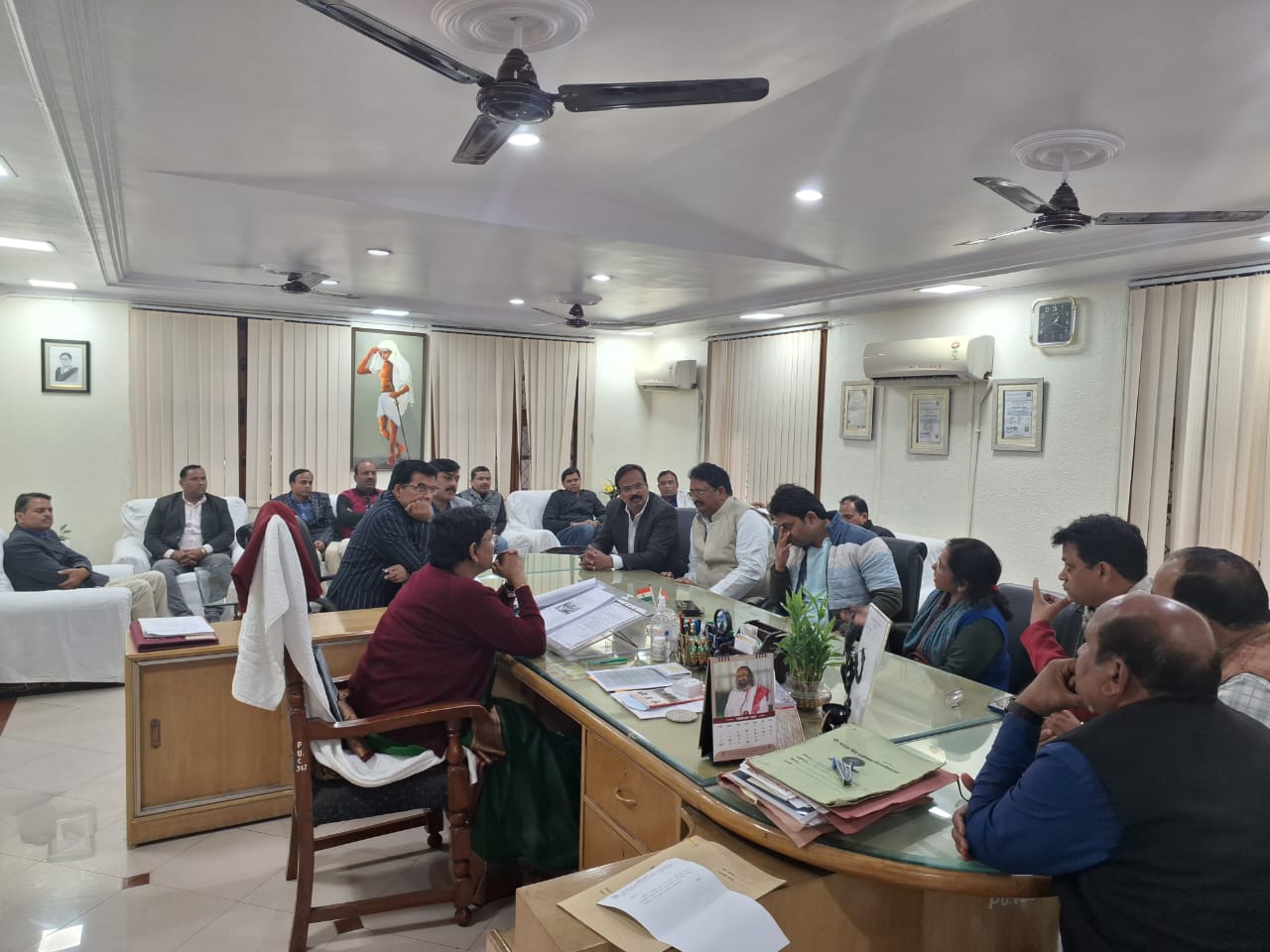 परीक्षा निरीक्षण के दौरान उड़ाका दल पर हमला, शिक्षकों का एकजुटता ...
